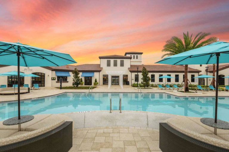 Book our Windsor at Westside Vacation Rentals | Windsor at Westside ...