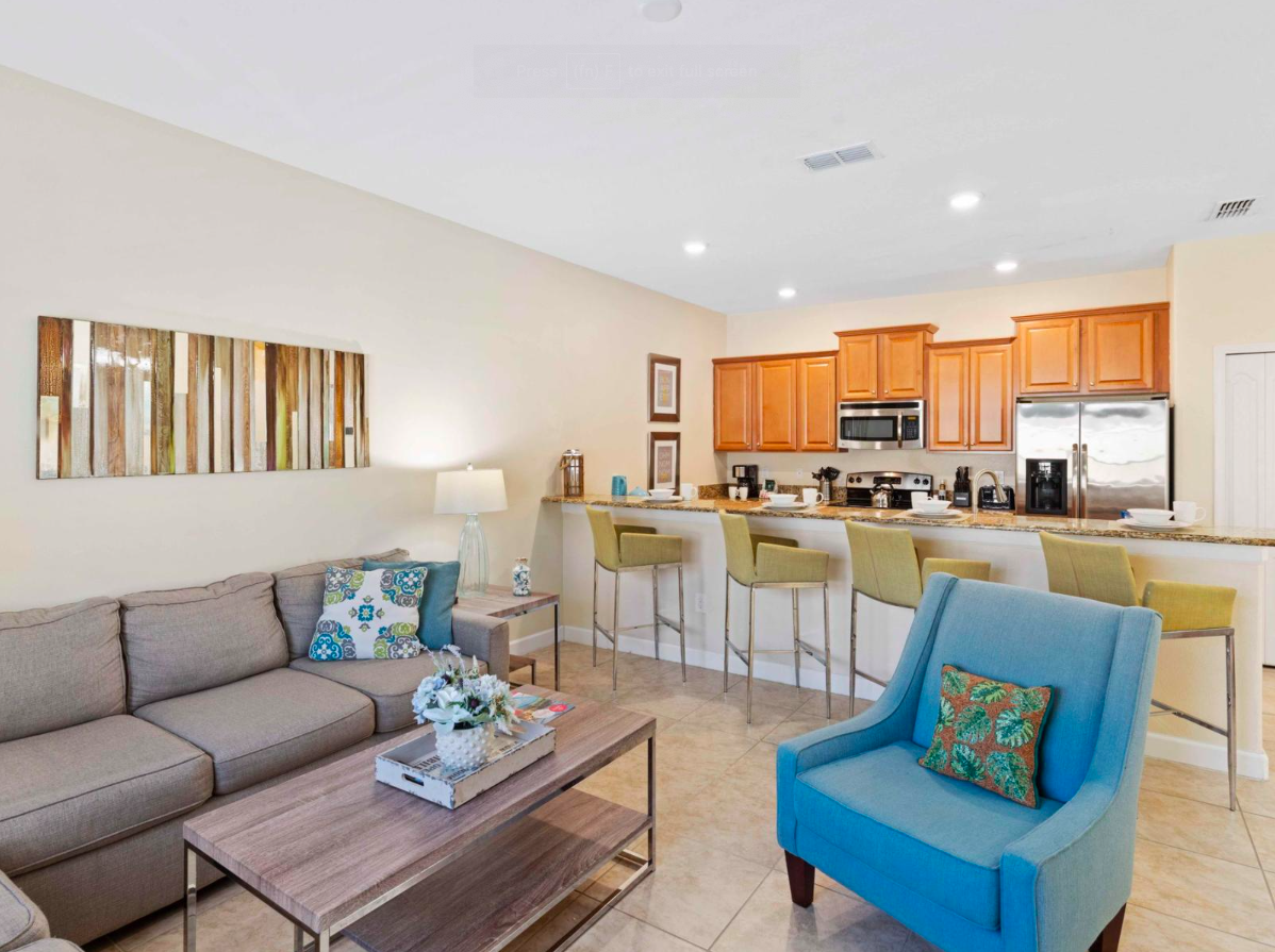 Exceptional Paradise Palms Property Management | Casiola Orlando